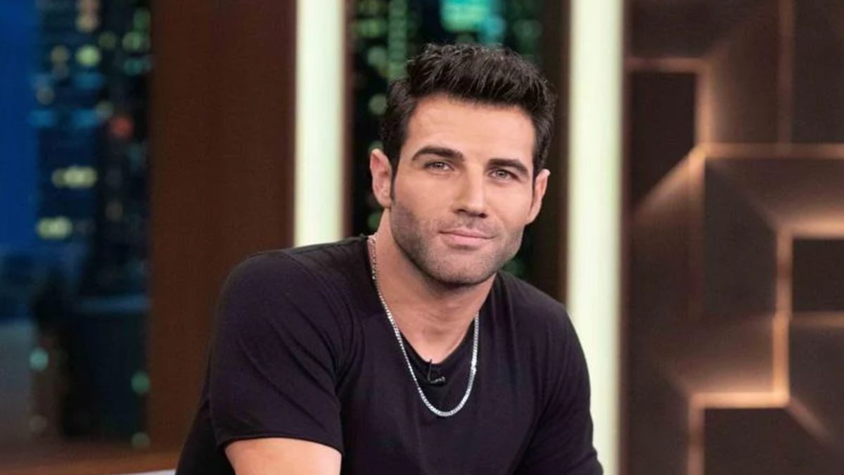 Ο ΠΕΤΡΟΣ ΙΑΚΩΒΙΔΗΣ ΚΥΚΛΟΦΟΡΕΙ ΤΟ ΝΕΟ ΤΟΥ ΑLBUM!!! | ΔΡΟΜΟΣ 89.8 FM